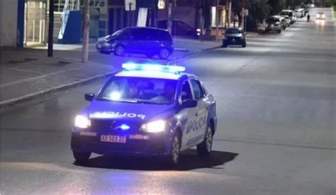 La Policía De Santa Cruz Restringió El Uso De Sirenas Para Cuidar A
