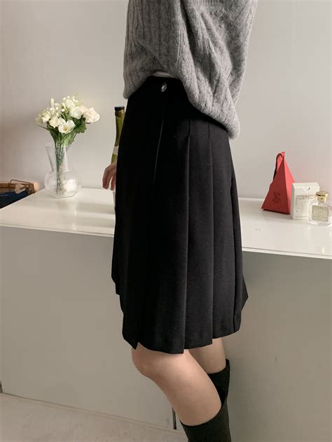 유디나 샘플세일바로배송 인생핏고급진 플리츠미디스커트 랩스커트 가을미디스커트 미디주름스커트 플리츠스커트 아코디언치마 도톰한 겨울플리츠스커트 차콜스커트 핀턱스커트 트임스커트