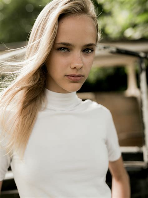 Cute Juliet Martine Model Aka