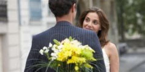 Love How To Prevent An Awkward First Date Yourtango