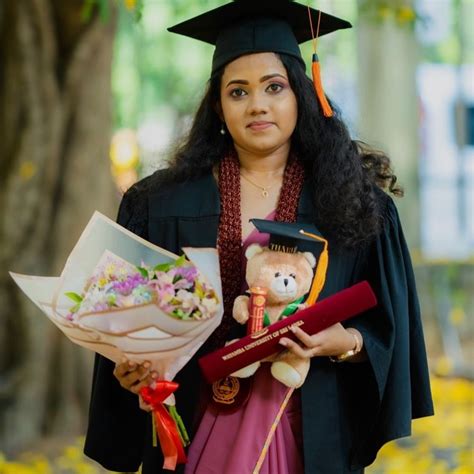 Nirodhya Tharuni Weerasinghe On Linkedin Graduated B Sc Special Honours Degree In Business