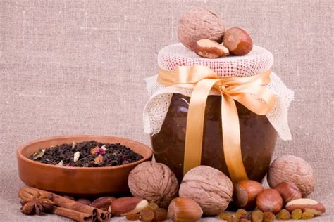 Как се Прави Сладко от Зелени Орехи 12 Идеи