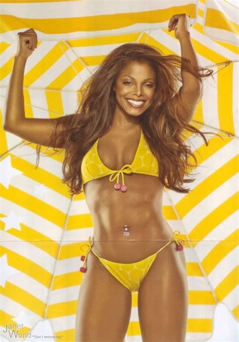 8 Sexy New Janet Jackson Bikini Pics