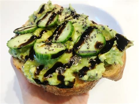 맛보장 초간단 아보카도 토스트
