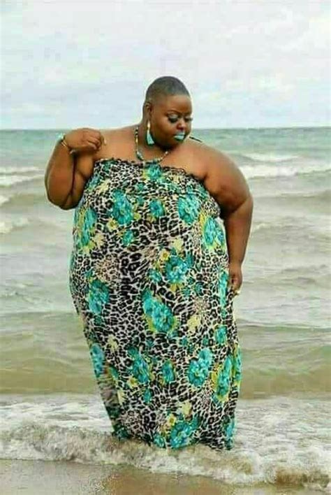 خارج شدن پری دریایی از خلیج فارس به علت آلودگی دریا طرفداری