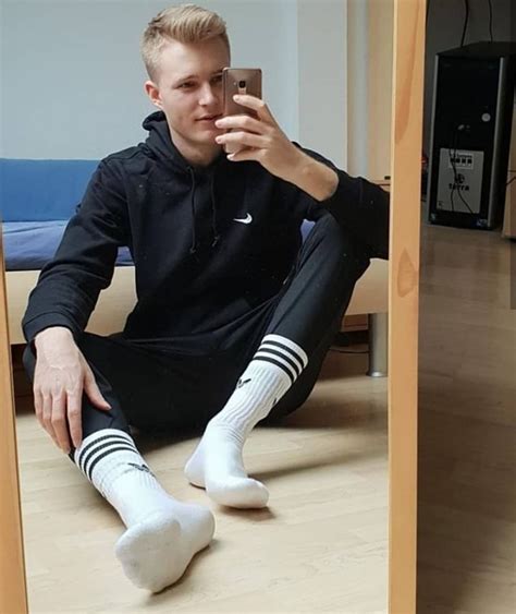 Pin Di Steve Merrick Su Socks Moda Uomo Moda