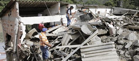 Ascienden A 26 Los Muertos Por La Avalancha En Quetame Y Siguen 3