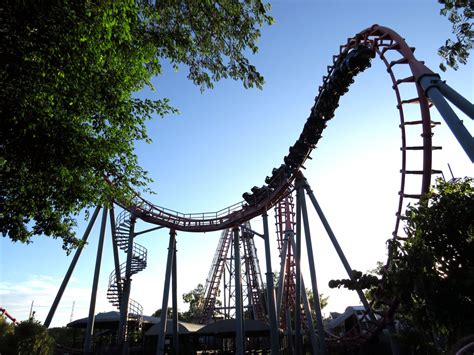 무료 이미지 휴양 놀이 공원 여가 롤러 코스터 장난 운동장 환상곡 놀이기구 야외 레크리에이션 정원을 놀다 모험 시설 비 건축물 4000x3000