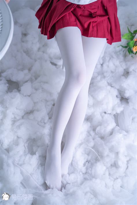 Кролик C00004 Красное платье и белые чулки V2ph