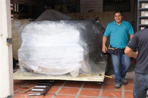 ATC CNC Router Machine With Automatic Tool Changer Blue Elephant