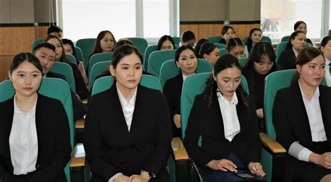 Шүүгчийн туслах шүүх хуралдааны нарийн бичгийн даргын цалинг шинэчлэн тогтоолоо Tac Mn