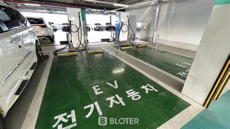 스타필드 하남 차지비 떼고 스파로스ev 충전기 설치 네이버 포스트