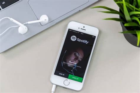 Spotify Fades In And Out Heres Why Solved And Explained Techpenny