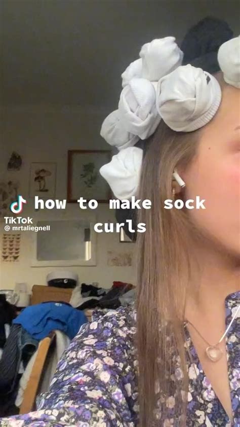 Sock Curls [video] Heatless Hairstyles Long Hair Styles Hair Tutorial