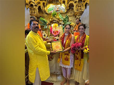 Mona Singh Sharvari Visit Siddhivinayak Temple Ahead Of Release Of