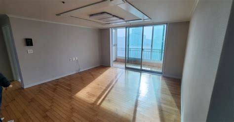 인테리어 이후에 지저분한 상태였는데 깔끔하게 잘 청소해주셨습니다 감사합니다 숨고 숨은고수