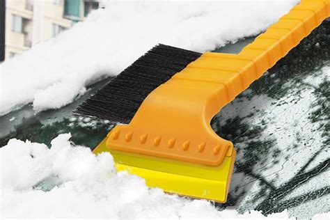 세차·관리용품 자동차 Tkb 옐로우 차량용 2in1 성에제거기 스크래퍼 빗자루 오늘의집 쇼핑