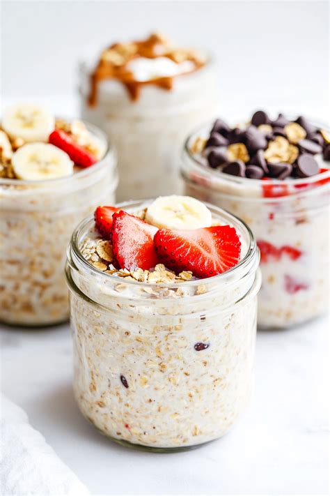Easy Strawberry Banana Overnight Oats