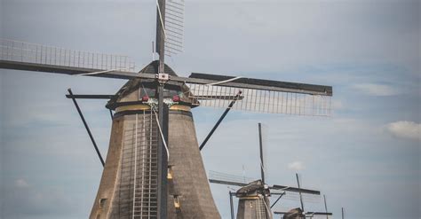 갈대 건축 경치 경치가 좋은 관광 그림 같은 낮 네덜란드 네덜란드 건축 네덜란드의 농촌의 문화 사이트 문화 유산 문화적 물 반사 북서유럽