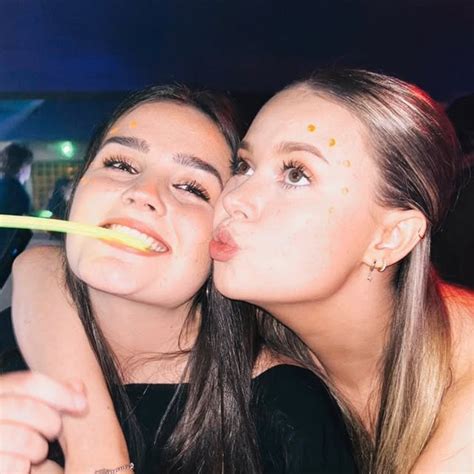 Izzie Isabeljones X On Threads