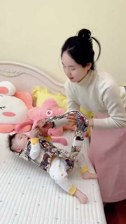 多种背法的宝宝背带来了哦，根据宝贝的月龄大小喜好背宝宝，新生儿宝宝都能用，宝妈宝爸可以解放的双手哦 宝宝背带 母婴好物 新生儿