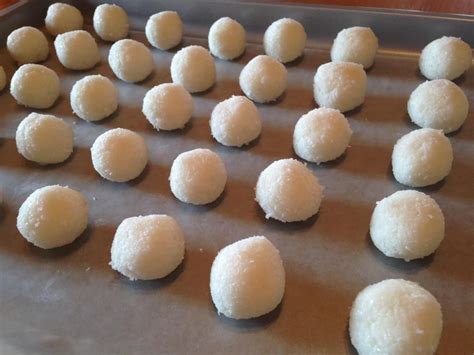 Coconut Bon Bons Recipe Candy Recipes Homemade Coconut Recipes