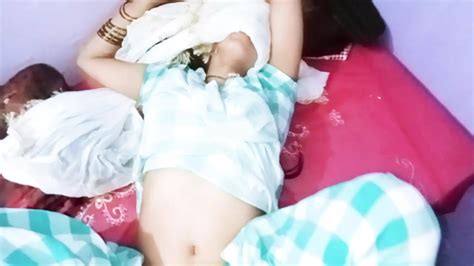 德西女大学生第一次激情做爱 18 青少年 Xhamster