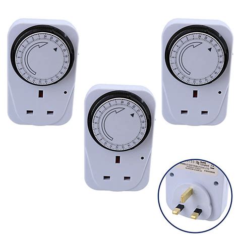 24 Hour Mains 3 Pin Plug In Timer Sockets Clock Energy Saving Lamps Lights 3pc