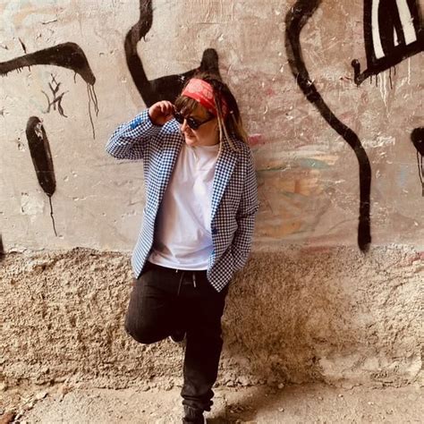 Underground Polly Threads Say More