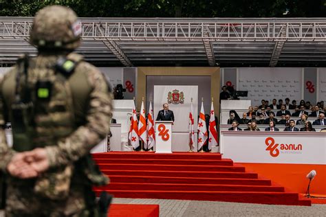 საქართველოს საქართველოს დამოუკიდებლობის დღე თავისუფლების მოედანზე რეკრუტების მიერ საზეიმო