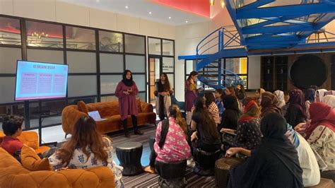 Ayesha Saleem On Linkedin Girls On Bikes Pakistan Workshop At Devsinc