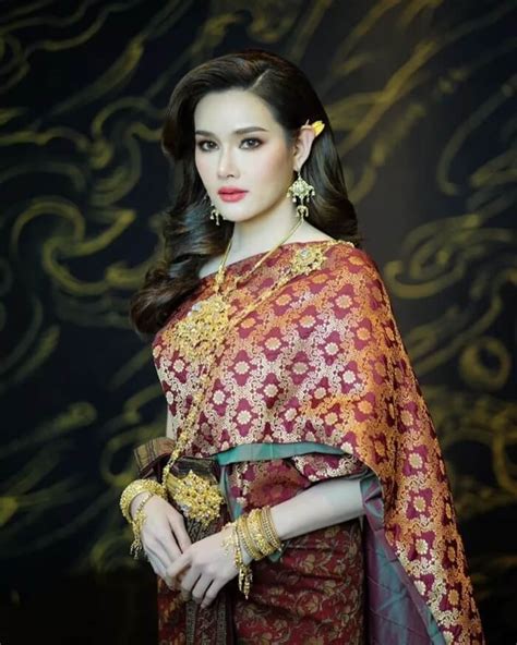 เปิดไอเดีย แต่งชุดไทย ร่วม วันลอยกระทง 2565 มีแบบไหนบ้าง ดูเลย