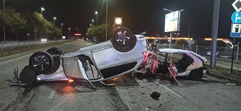 Ученик уби студентка има съмнения за дрога обзор