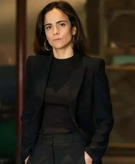 Queen Of The South Outfits