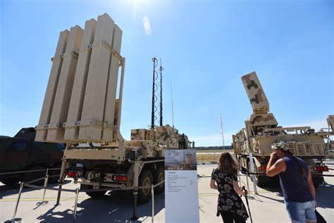 Iris T Vincenza Dial