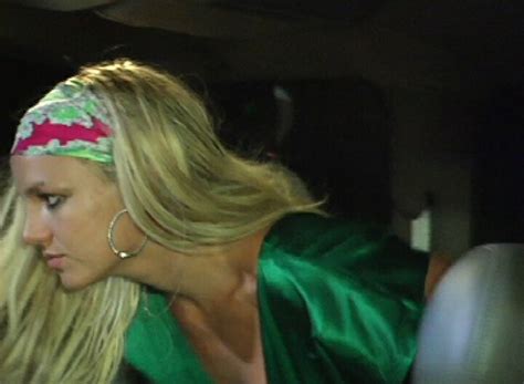 Britney Spears Nipple Slips Hotnupics Com