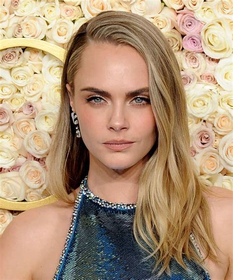 Cara Delevingne Hairstyle Golden Globe Awards 2025