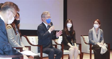 李 음식점 총량제 논란에 아이디어 공약으로 왜곡