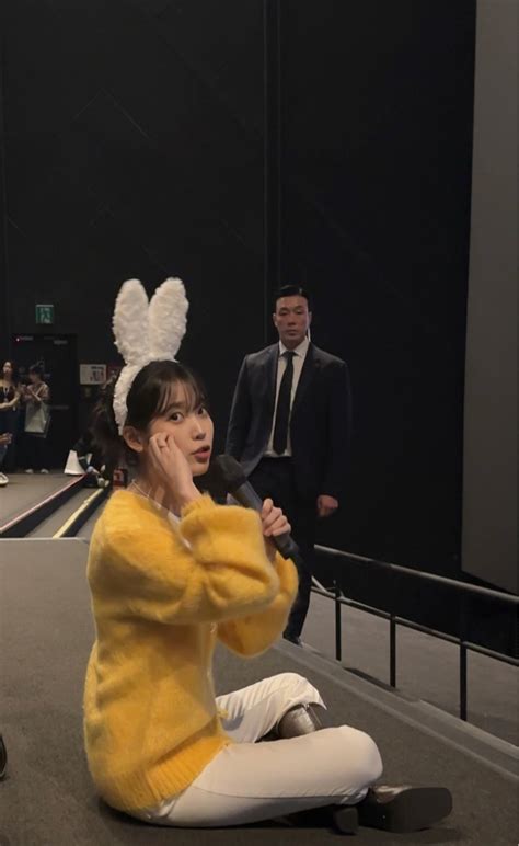 오늘자 초근접 아이유 실물느낌 유머움짤이슈 에펨코리아