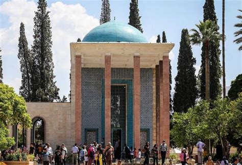 آرامگاه سعدی در معرض ویرانی است