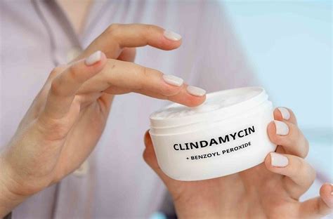Clindamycin Topikal Manfaat Dosis Dan Efek Samping Alodokter