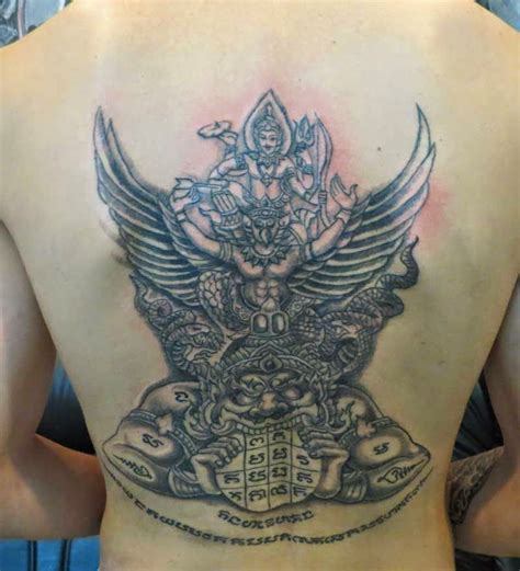 ลายสักยันต์ รอยสักแขน การออกแบบรอยสัก ลายสักที่หลัง