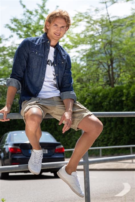 Felix R Amaze Models