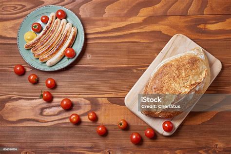 전통적인 독일의 음식 접시 맥주와 토마토와 소시지 볶음 0명에 대한 스톡 사진 및 기타 이미지 0명 갈색 고기 Istock