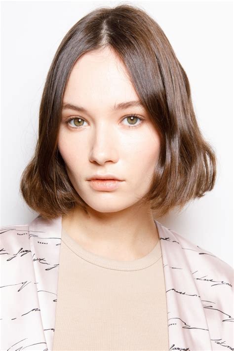 Modern Bob Haircut 2022 At Thelma Mayer Blog
