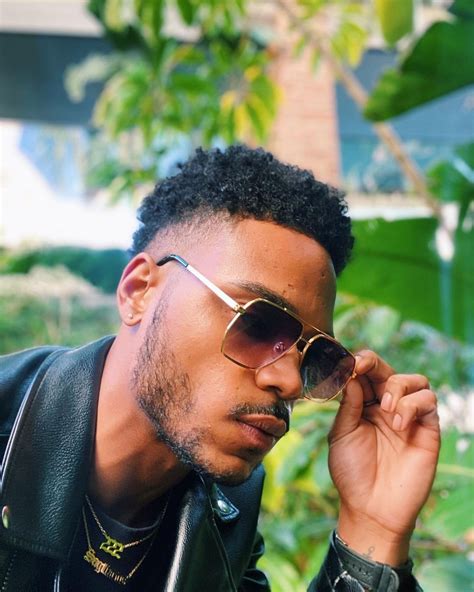 Discovering The Appeal Of Metal Frame Sunglasses — V Shades