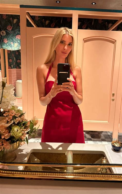 Hot Ivanka Trumps Slutty Selfie Of The Day