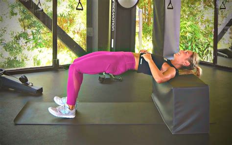 How To Do A Hip Thrust 6 Hip Thrust Variations To Try