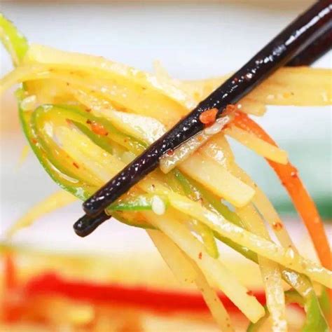 诀窍就6步土豆丝最好吃的做法没有之一酸爽开胃干饭夹馍喷喷香 素食 辣椒 胡萝卜