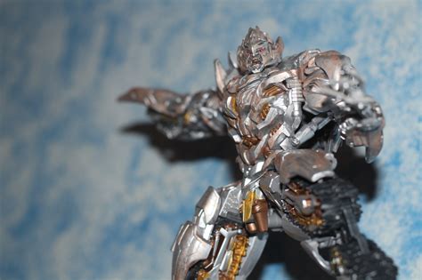 Minor Repaint SS Megatron TFW The Boards